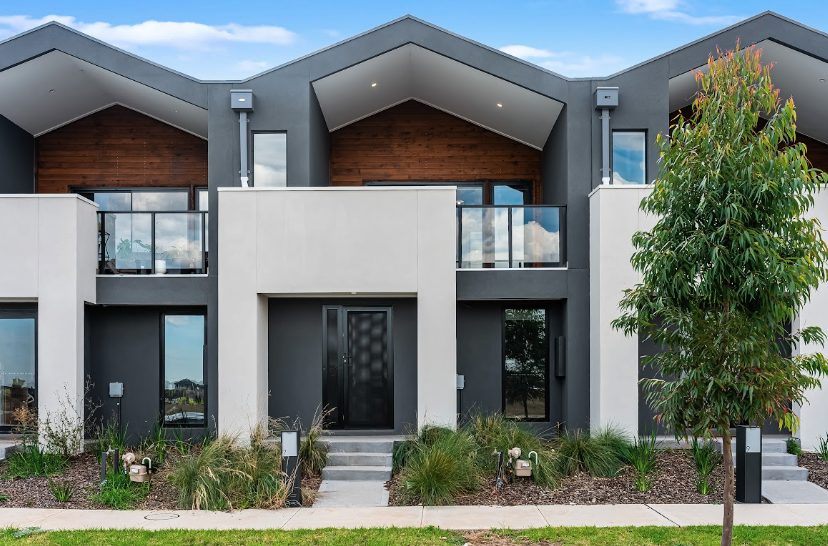 Australian Home Values Rise for the First Time in 10 Months - @realty